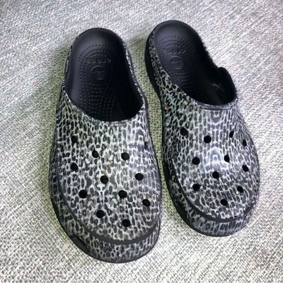 CROCS | Shoes | Crocs Freesail Animal Clogs Shoes Gray 6 | Poshmark